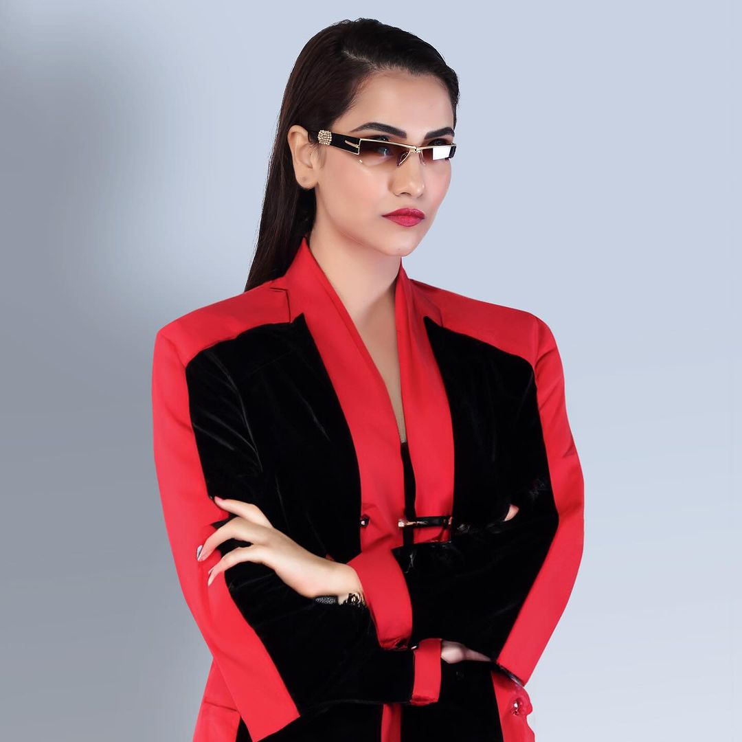 Tia Bajpai Age, Net Worth, Movies, Songs, Biography