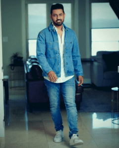 Gippy Grewal Age, Net Worth, Height, Family, Wife, Biography
