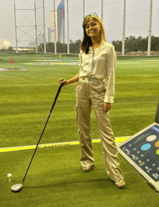 Yohani Age, Net Worth, Height, Family, Biography