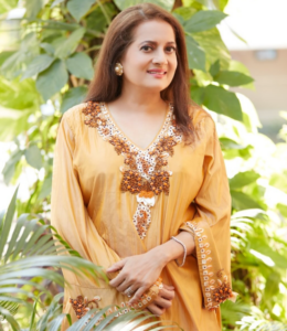 Vijayta Pandit Age, Son, Husband, Songs, Biography - Bharatlyrics