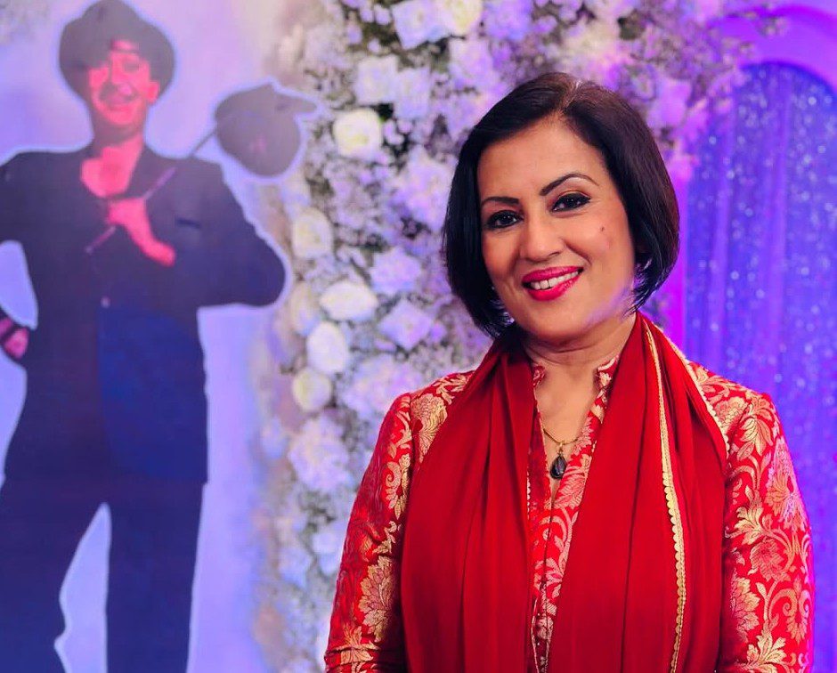 Madhushree Wiki, Husband, Family, Education, Career, Net Worth ...